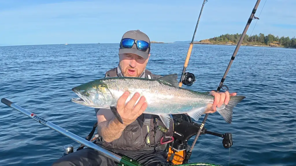 How to Jig for Salmon - BC Fishing Journal